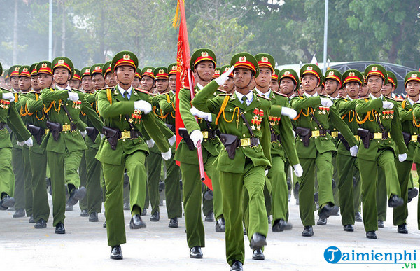 Nằm mơ thấy công an, chiêm bao công an giao thông, bắt xe, đuổi bắt